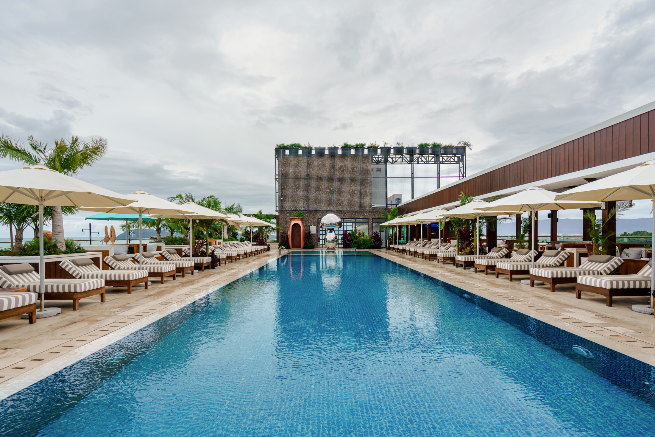 SAIL Rooftop Bar & Lounge - The Riyaz Lavanya Langkawi