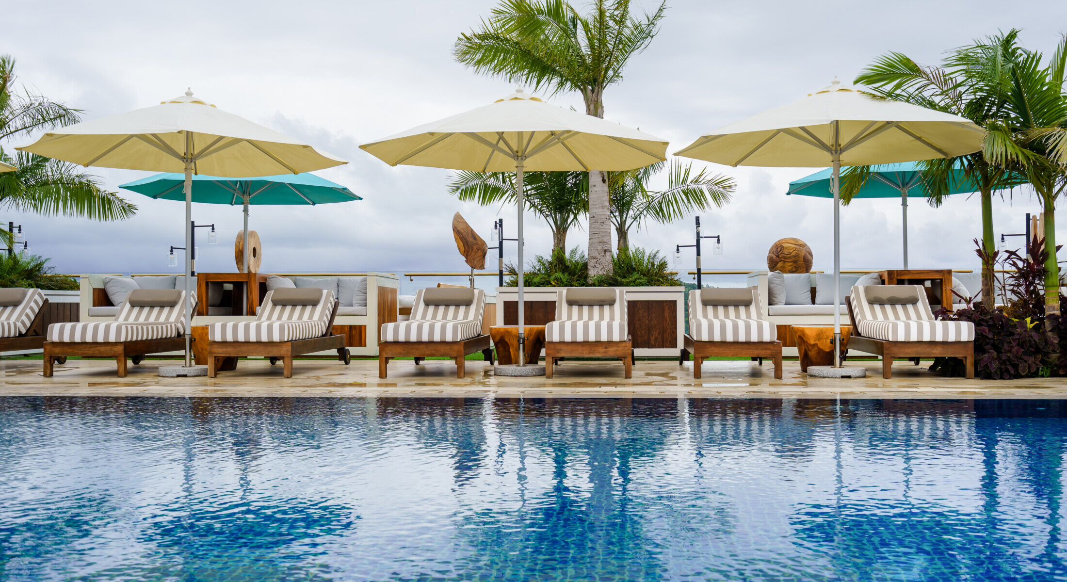 SAIL Rooftop Bar & Lounge