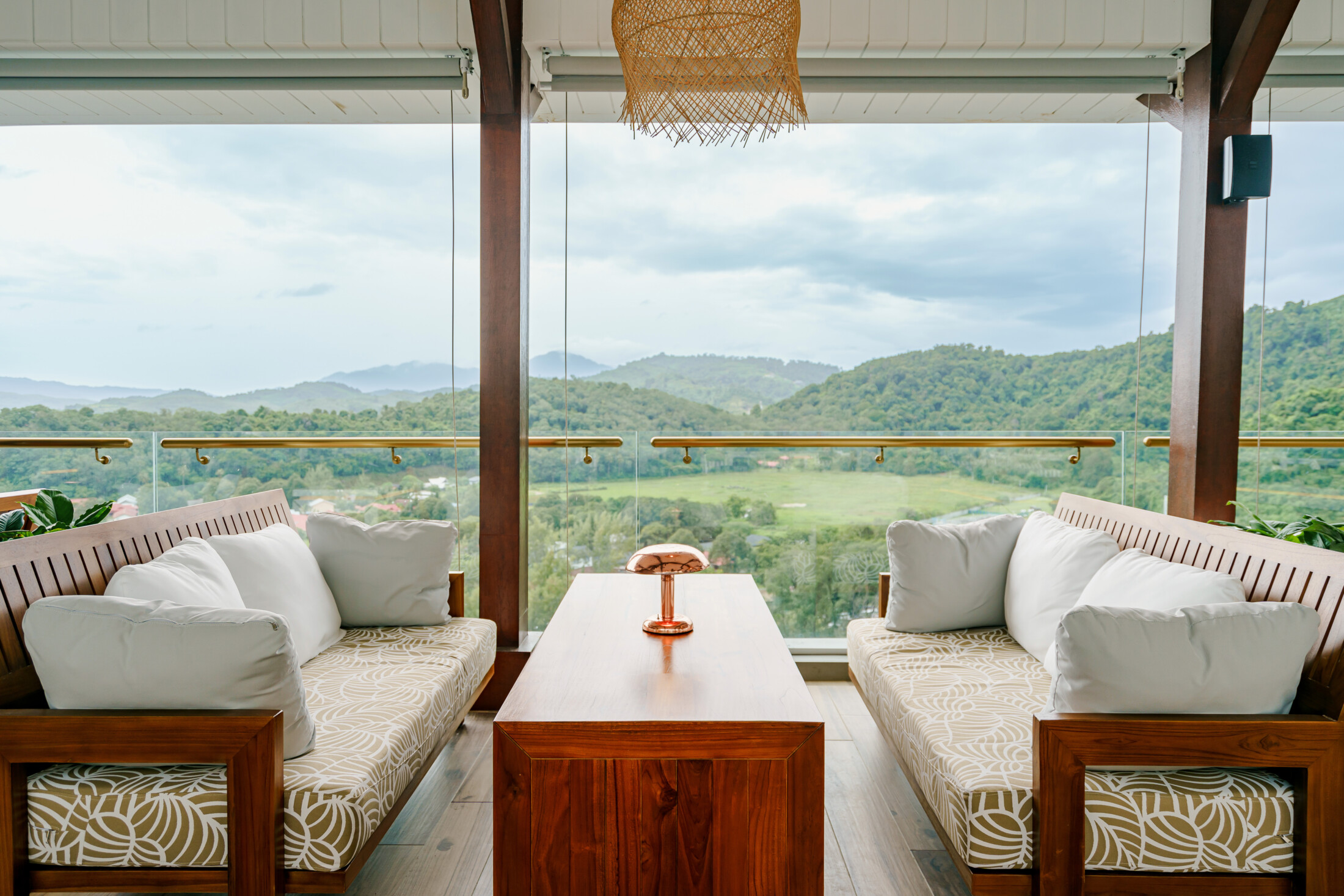 SAIL Rooftop Bar & Lounge